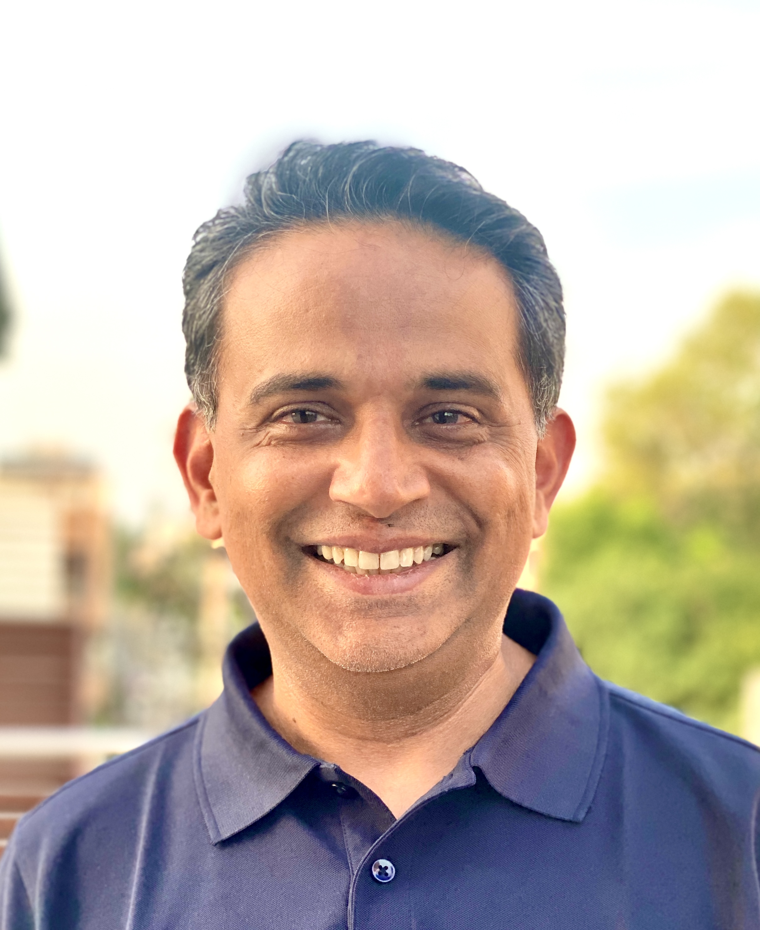 Raghu – Profile Picture – Keyzane